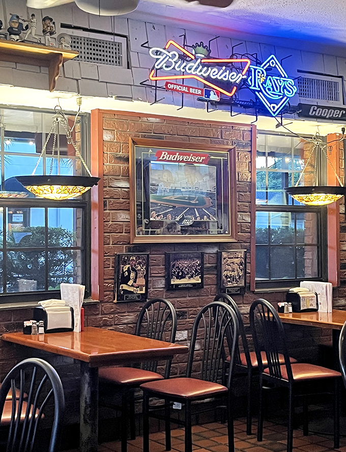 Sports memorabilia and Tiffany-style lamps create the perfect backdrop for burger bliss. This isn't d&eacute;cor&mdash;it's a time capsule of memories.