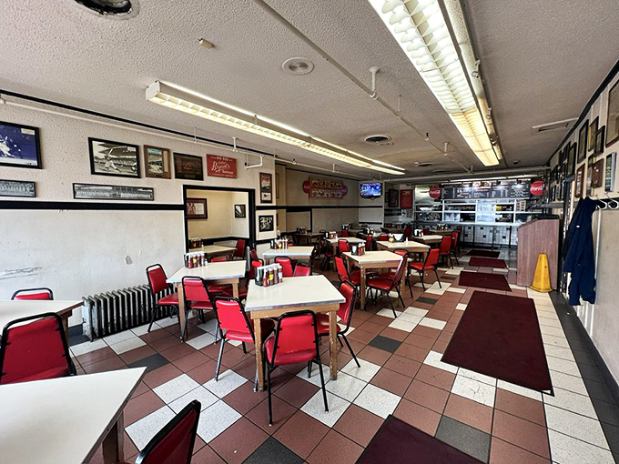 No-frills dining at its finest. Those red vinyl chairs have cradled the posteriors of presidents and plumbers alike in this temple of smoke.