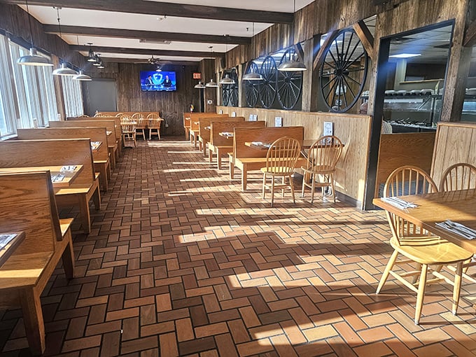 Step back in time where wagon wheels meet warm sunlight&mdash;this cozy dining room is pure Americana with a side of nostalgia.