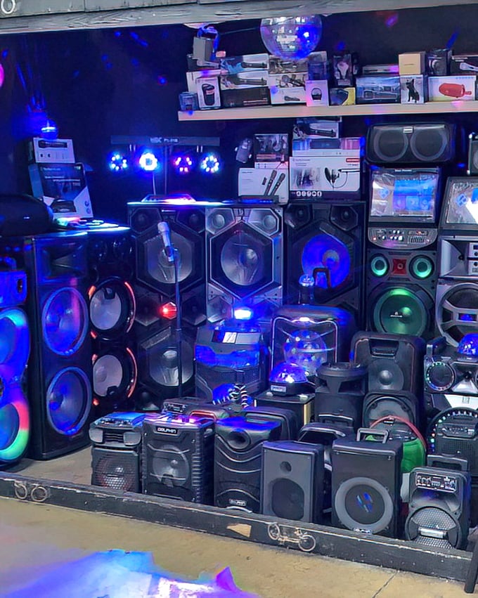 A wall of speakers that would make any DJ from the '80s weep with joy. Nostalgia comes with bass included.