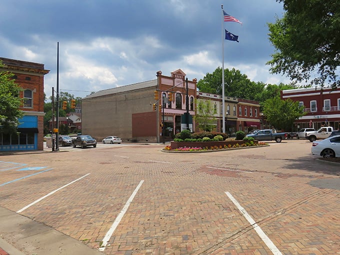 Abbeville's courthouse square proves that small-town America still knows how to do community gatherings right.