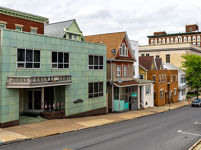 Here's small-town charm with big character - Altoona's historic downtown knows how to age gracefully.