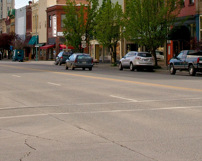 Baker City's historic downtown looks like a Western movie set where John Wayne might stroll by any minute. 