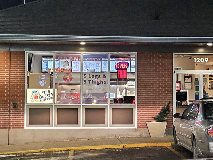 "5 Legs & 5 Thighs" &ndash; when a restaurant's sign tells you exactly what you're getting, that's confidence worth tasting.