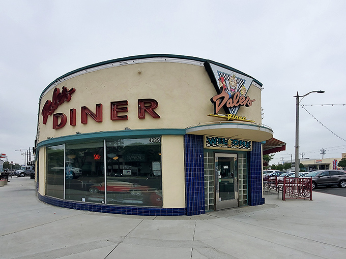 Don't judge this book by its curved cover &ndash; inside lies some of Long Beach's most satisfying diner fare.