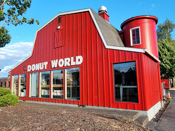 Donut World's bright red barn-shaped building is possibly the most photogenic donut shop in Oregon. Who wouldn't want to get their sugar fix from a place that looks like this?