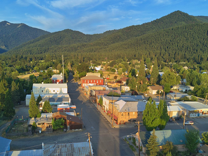 The peaceful mountain town of Etna is a sight to behold, nestled perfectly within the valley.