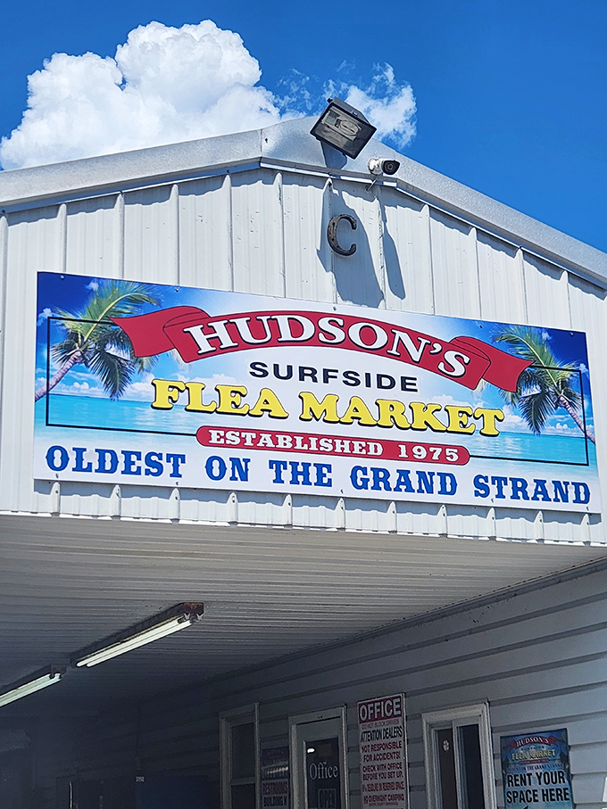 Hudson's proudly proclaims its beach heritage since 1975. Like a good marriage, this market has stood the test of time!