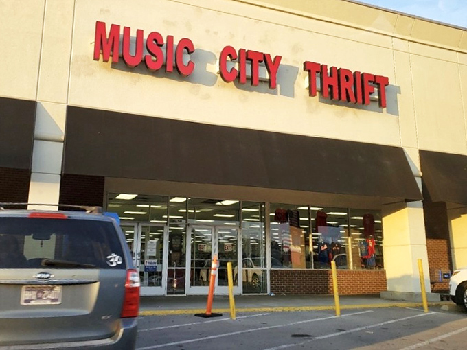 Music City Thrift hits all the right notes with red lettering that screams "deals ahead!"