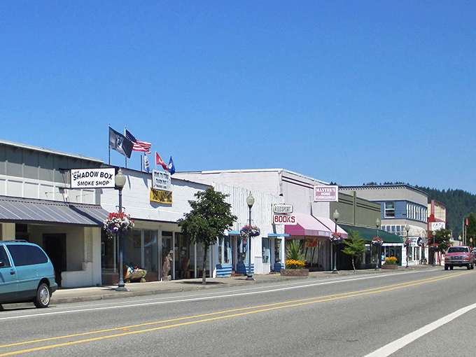 Reedsport's charming storefronts stand ready for exploration, like a film set waiting for its close-up.