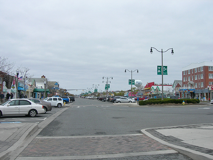Rehoboth Beach's boardwalk beckons with endless possibilities and that salty air that heals the soul instantly.