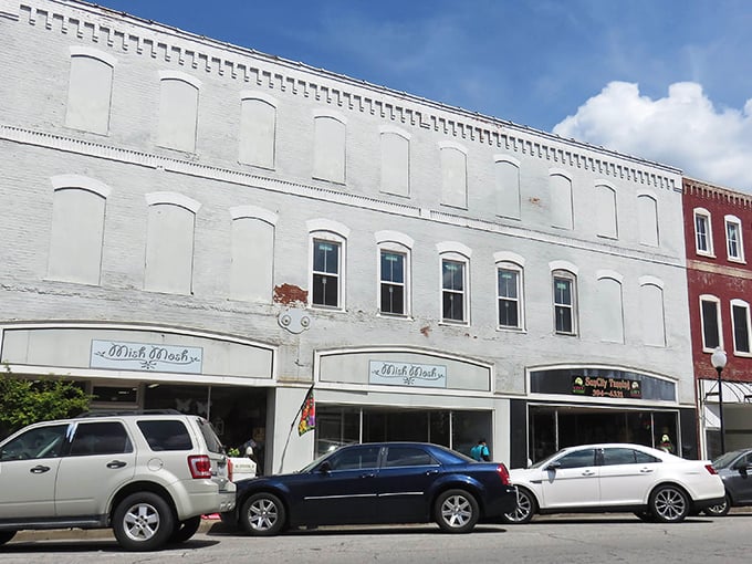Reidsville's brick facades hold decades of memories and surprisingly gentle price tags.