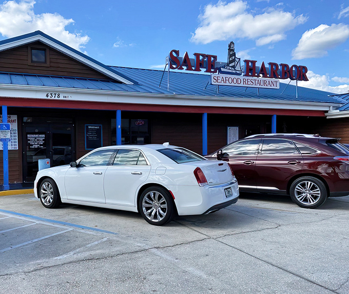 Safe Harbor's no-nonsense exterior tells you exactly what to expect: seriously fresh seafood without the fancy frills.