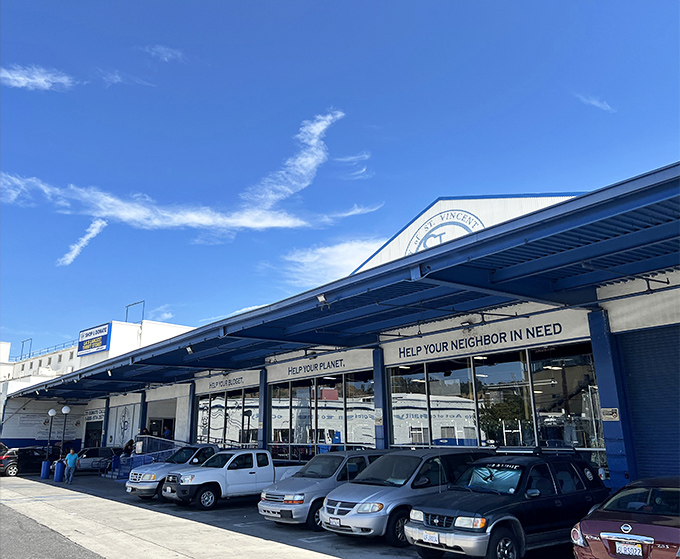 This blue-roofed beauty sits ready to serve the community, proving good deeds and great deals go hand in hand.