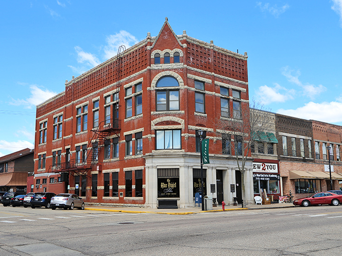 Waupaca's charming square proves that small-town America still exists, complete with friendly faces and reasonable prices.