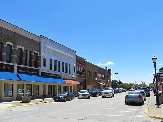 Uphill battles? Not for your budget in Austin! These streets house financial freedom for savvy retirees.