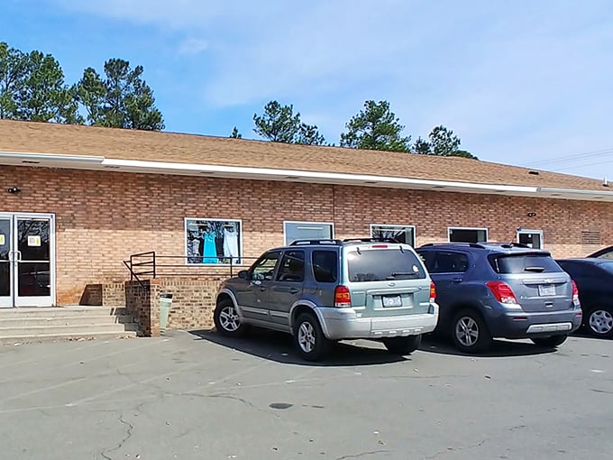 This unassuming exterior houses a wonderland of pre-loved possibilities. The thrift gods are smiling upon Durham!