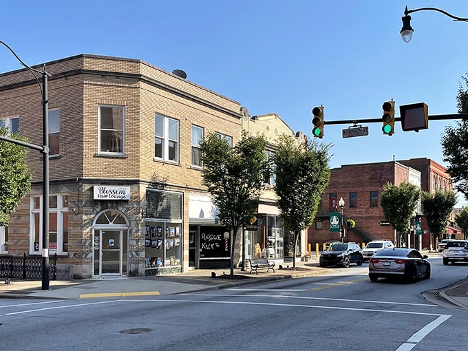 Brick storefronts and tree-lined streets give Gaffney its distinctive character. A place where your dollar stretches as far as the horizon.