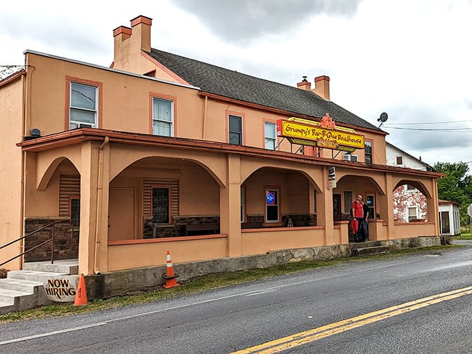 Those covered porches whisper tales of countless satisfied customers and perfectly smoked ribs.