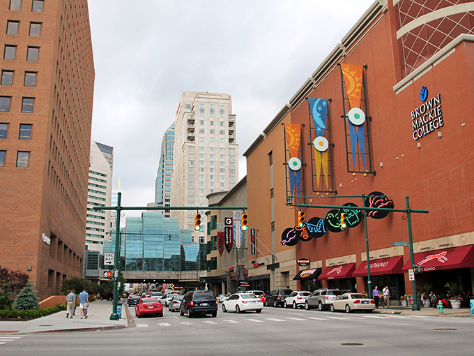 Circle Centre area showcases the perfect blend of big city amenities and small town heart. 