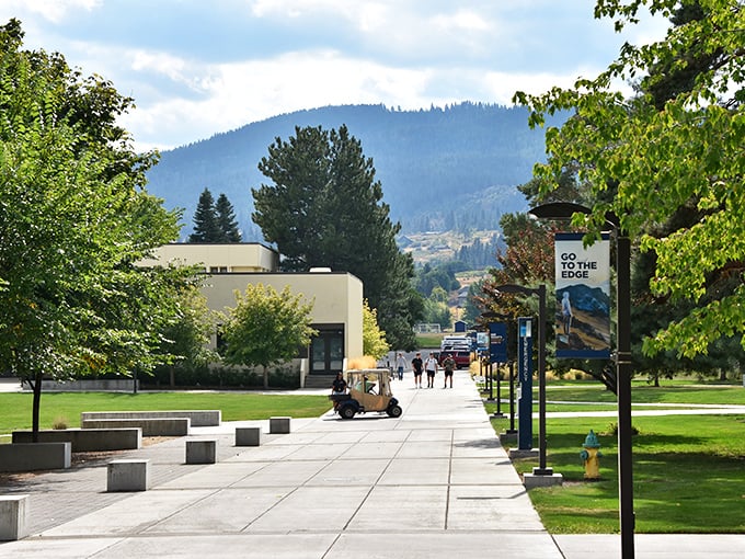 Mountains, walkable paths, and university culture &ndash; it's like a retirement community designed by Mother Nature herself.