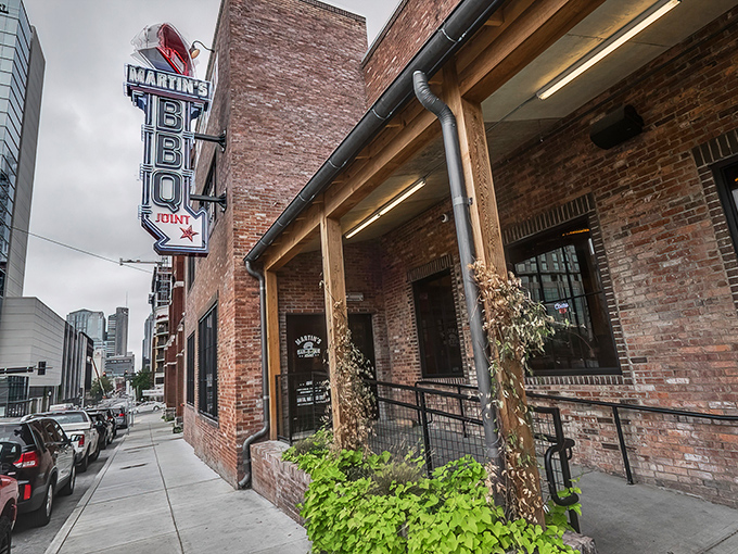Martin&rsquo;s smokes barbecue with the patience of a Southern storyteller&mdash;every bite worth the slow-burn suspense.