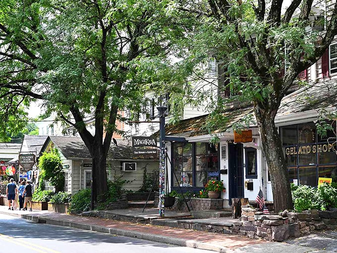 Strolling New Hope's charming streets feels like walking through a movie set – but the ice cream is real!