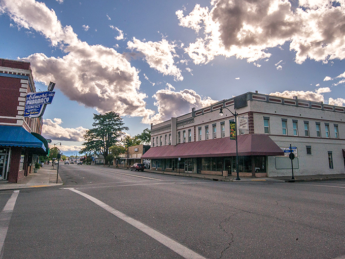 Wide streets and historic buildings create the perfect backdrop for budget-friendly retirement living.