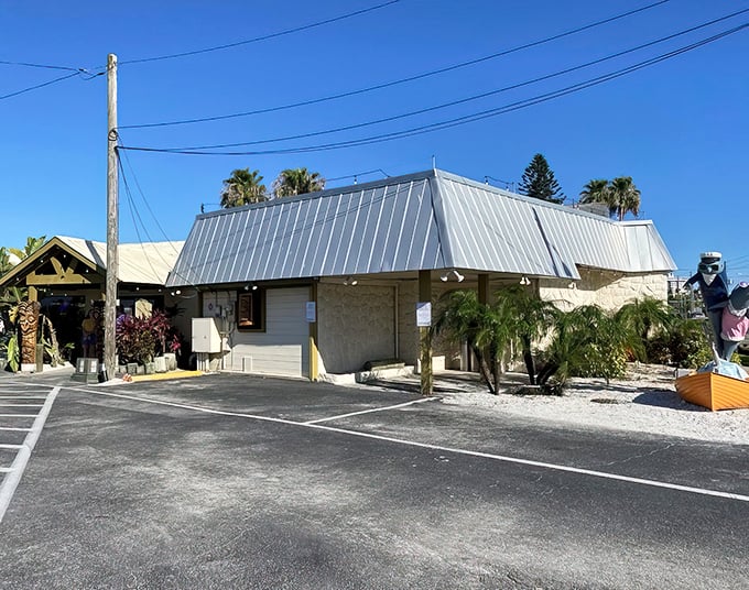 Those swaying palms aren't just for show &ndash; they're nature's way of signaling "slow down, you've found your perfect lunch spot."