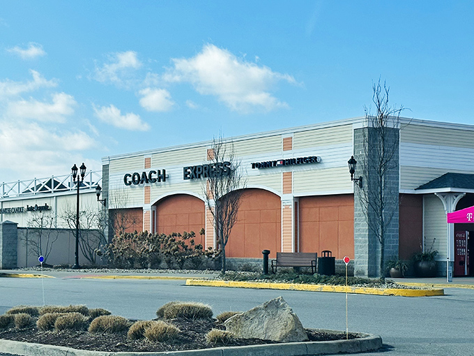 Spacious parking and clear signage mean more time shopping, less time wandering around looking lost.