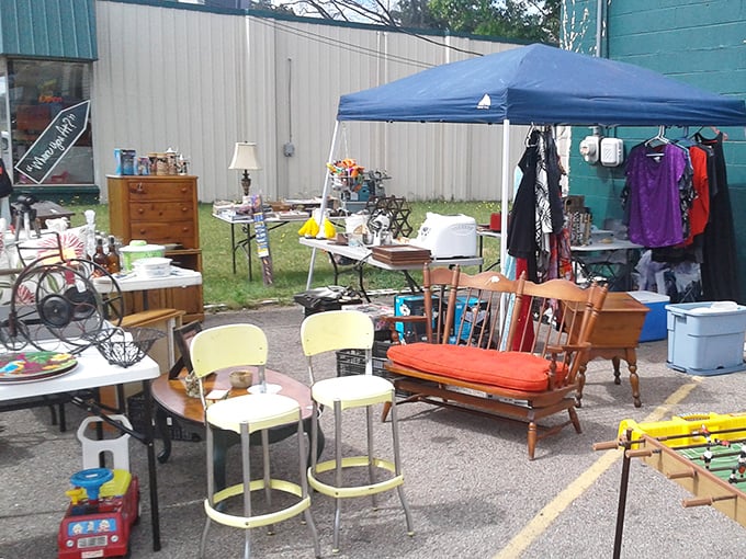 Chairs, lamps, toys, and treasures! This outdoor vendor setup at The Market Place is where garage sale dreams level up.