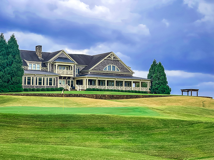 At Cateechee Golf Club, even duffers like me can pretend we're playing in the Masters – at least until we actually swing.