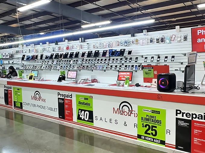 Need a new phone without the sticker shock? This tech oasis offers everything from prepaid plans to the latest accessories.