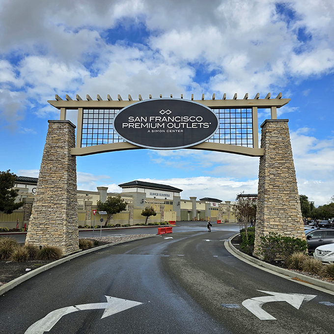 The grand entrance arch announces your arrival to bargain heaven. Like the pearly gates, but instead of angels, you'll find discounted designer labels waiting inside.