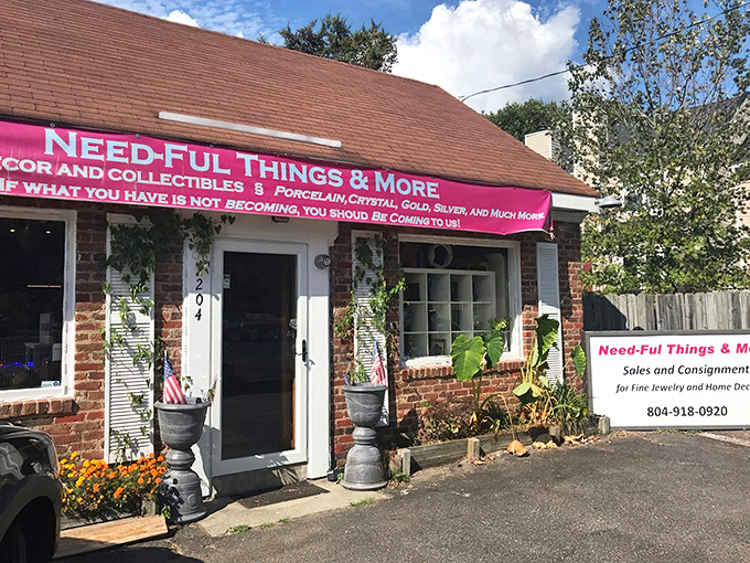 "If what you have is not becoming, you should be coming to us!" The storefront's clever motto says it all.