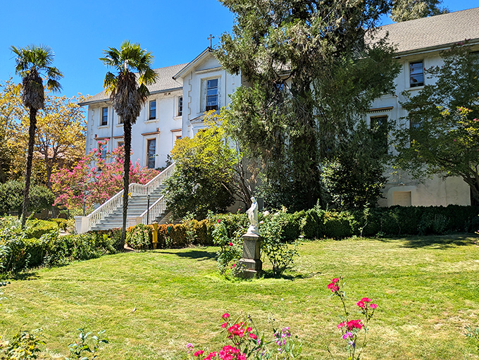 This elegant white mansion with manicured gardens whispers tales of Gold Rush prosperity &ndash; when striking it rich meant building palatial homes.