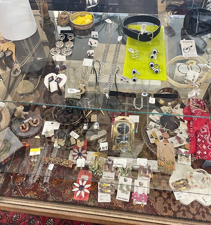 Treasure hunters rejoice! This jewelry case is where statement pieces and subtle accents find new wrists, necks, and earlobes to adorn.