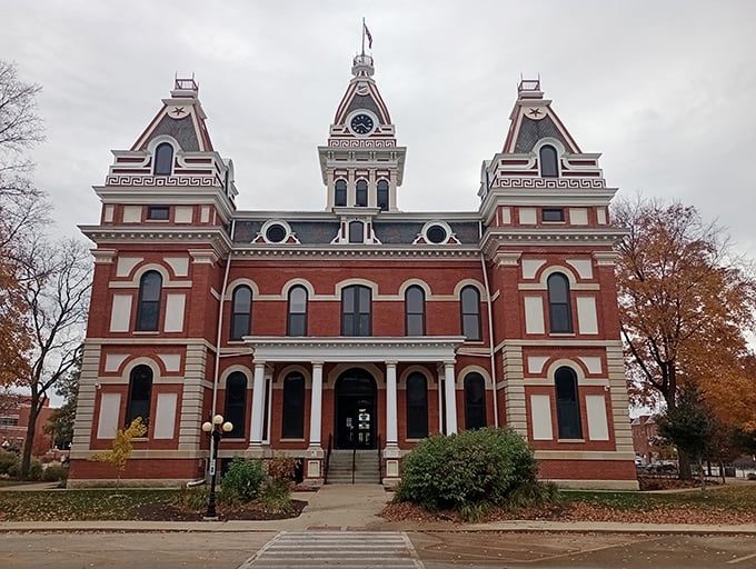 The Livingston County Courthouse isn't just a building&mdash;it's the architectural equivalent of your grandpa putting on his Sunday best, complete with that distinguished clock tower.