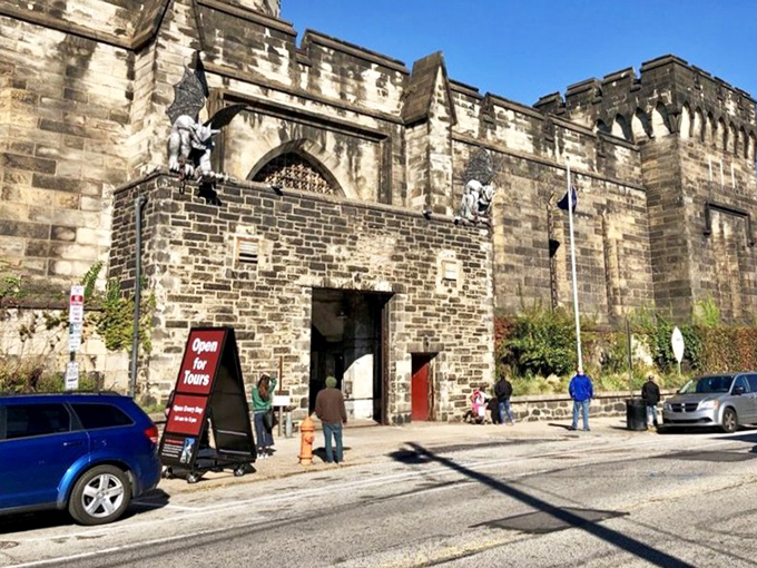 Welcome isn't exactly the sentiment this entrance conveys. The fortress-like fa&ccedil;ade reminds visitors this was no ordinary correctional facility.