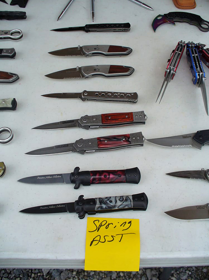 Sharp deals abound at the knife vendor's table. Each blade tells a story&mdash;some of craftsmanship, others of countless fishing trips or workshop projects.