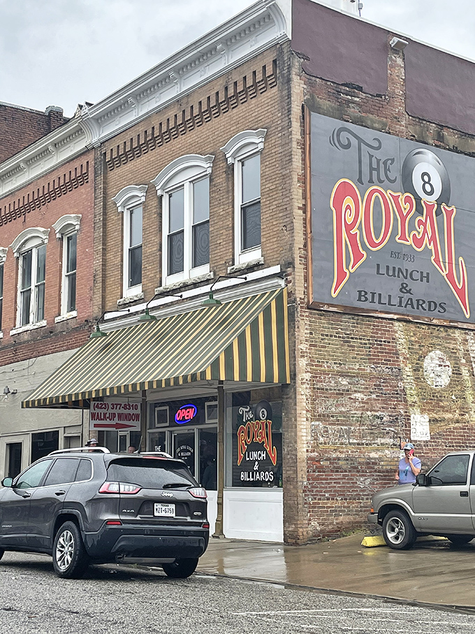 The Royal Lunch & Billiards has been serving comfort food alongside pool tables since 1933&mdash;a combination that somehow makes perfect sense.