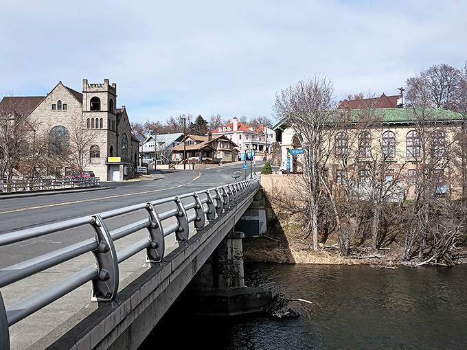 The Umatilla River bridge connects more than just two sides of town&mdash;it links Pendleton's historic past with its vibrant present.