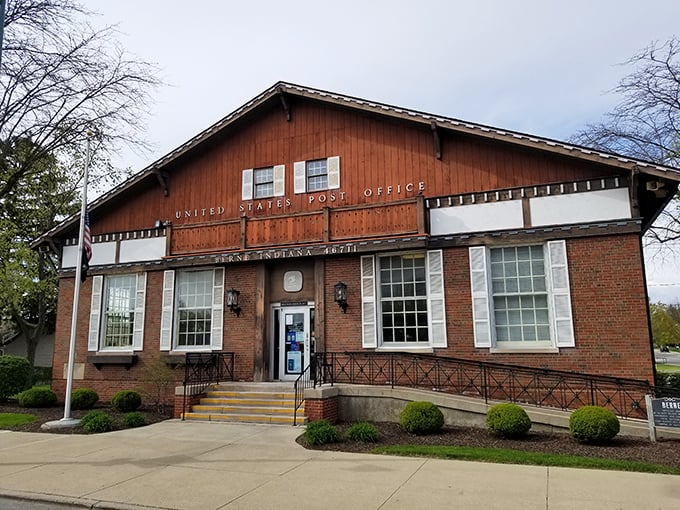 Even the post office got the Swiss memo! Berne's charming chalet-style postal building proves that mailing a letter can be a cultural experience.