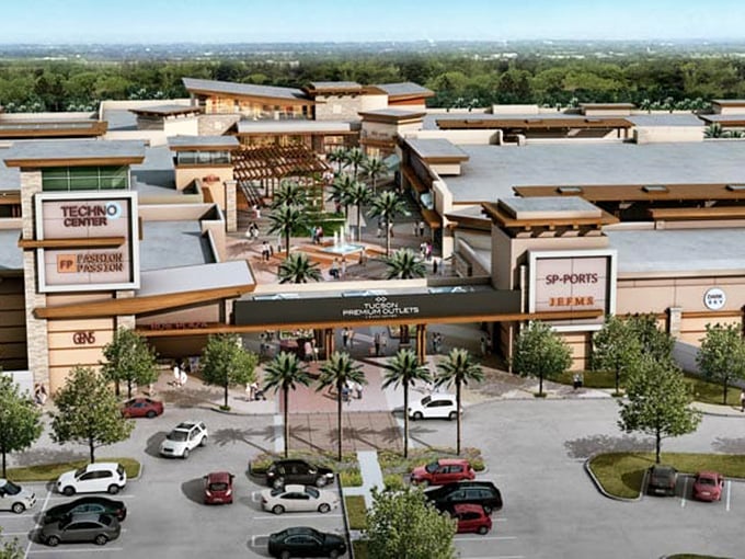 From above, this shopping paradise resembles a well-organized treasure map with air conditioning included.