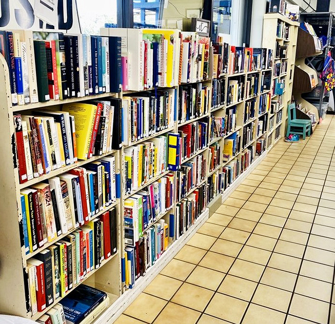 Bibliophiles beware! This literary labyrinth could keep you captive for hours as you discover everything from bestsellers to vintage classics.