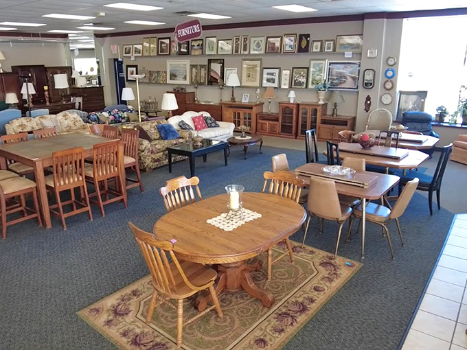 Dining sets await their next family gathering. That oak pedestal table has probably hosted thousands of meals and is ready for thousands more.