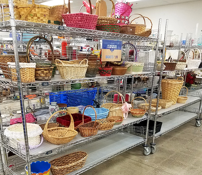 Basket paradise! From Easter egg hunts to picnics at Churchill Downs, there's a woven wonder here for every Kentucky occasion.