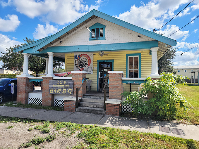 Al's colorful house-turned-restaurant announces its personality before you even taste the finger-licking good barbecue waiting inside.