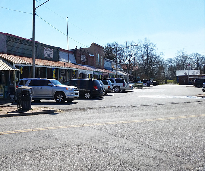 Bell Buckle's main drag stretches just far enough to hold all the charm you need.