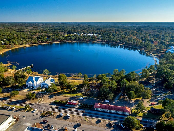 DeFuniak Springs' perfectly round lake sits like nature's own coffee table in this Victorian treasure.